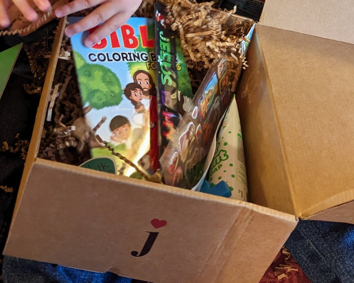 Christian Subscription Box to Grow Closer to Jesus – Love Jesus