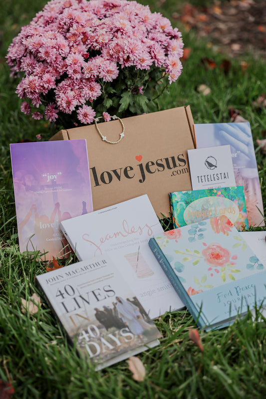 Christian Subscription Box to Grow Closer to Jesus – Love Jesus