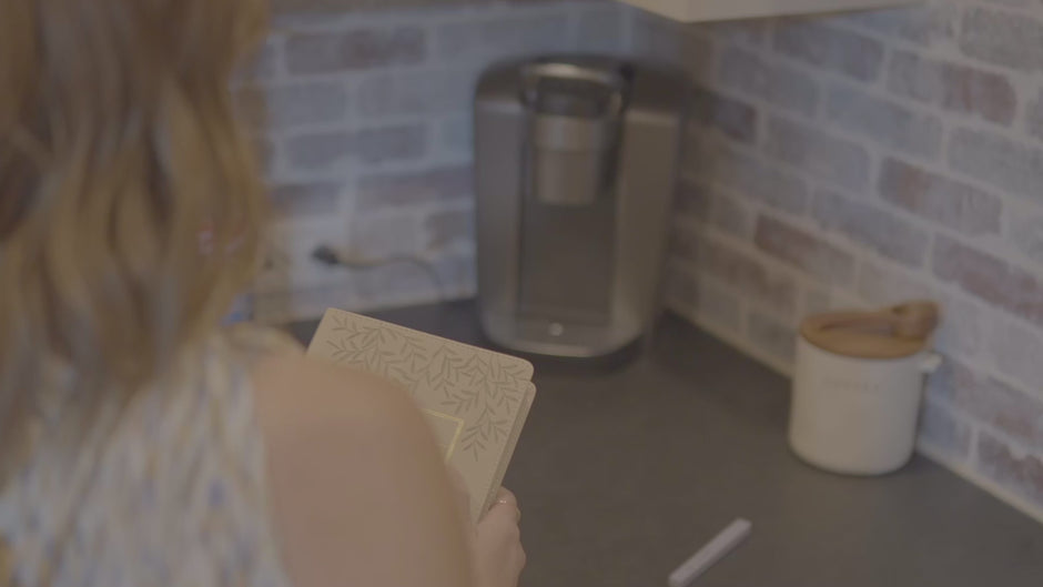 Womens Box – Love Jesus